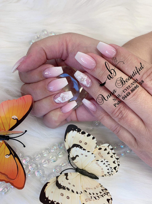 Anna Beautiful Nails